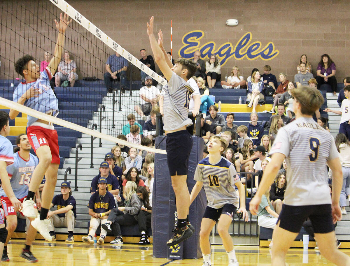 Boys volleyball splits final two regular-season matches | Boulder City ...